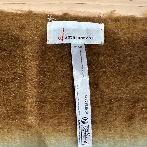 Anthropologie | Accessories | Anthropologie Cozy Earthy Ombr Scarf ...
